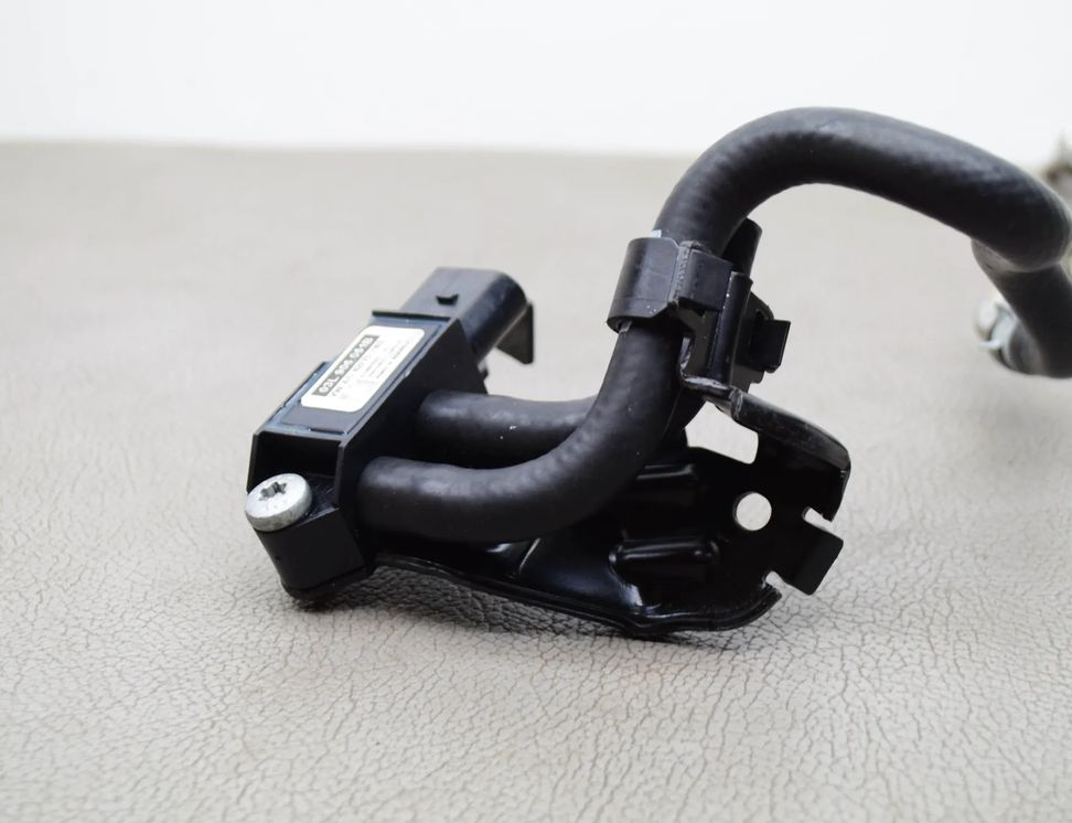 AUDI A4 B9/8W (2015-2024) DPF Pressure Sensor 04L131552BM,03L906051B ...