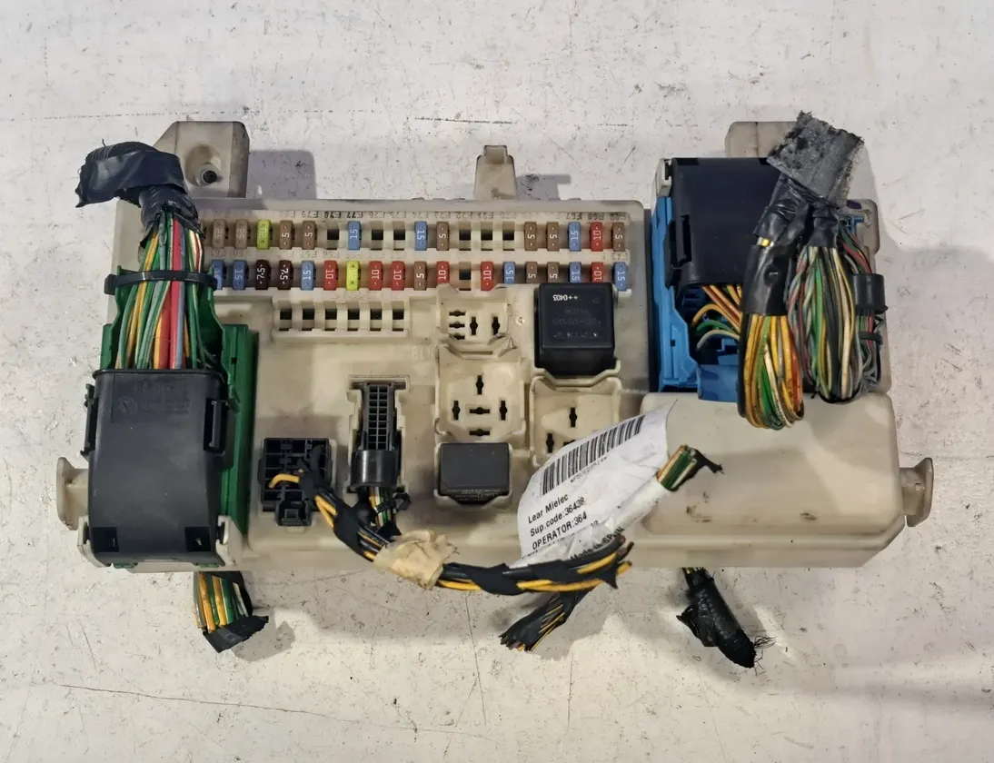 VOLVO S40 2 generation (2004-2012) Fuse box 31327215,31296881,31254749 ...